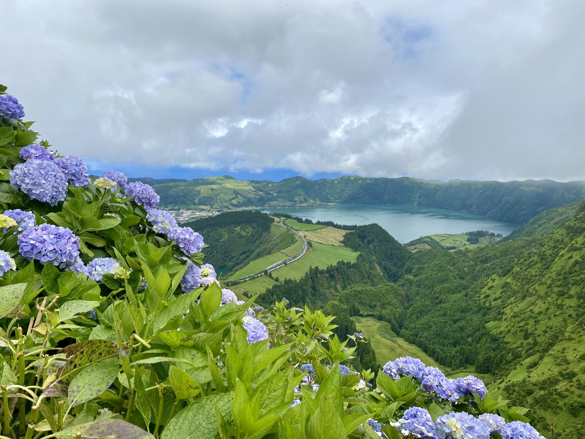 Sete Cidades: Enchanting Twin Lakes of São Miguel