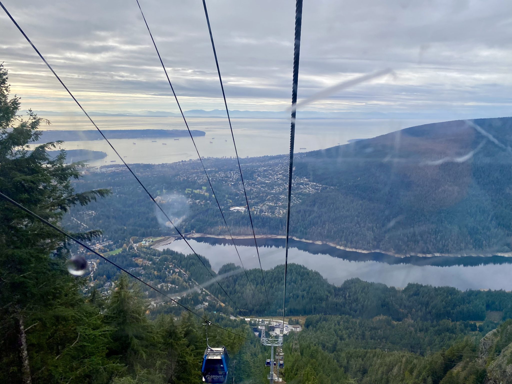 Grouse Grind Vancouver: Tips, Timing & Post-Hike Foodie Stops