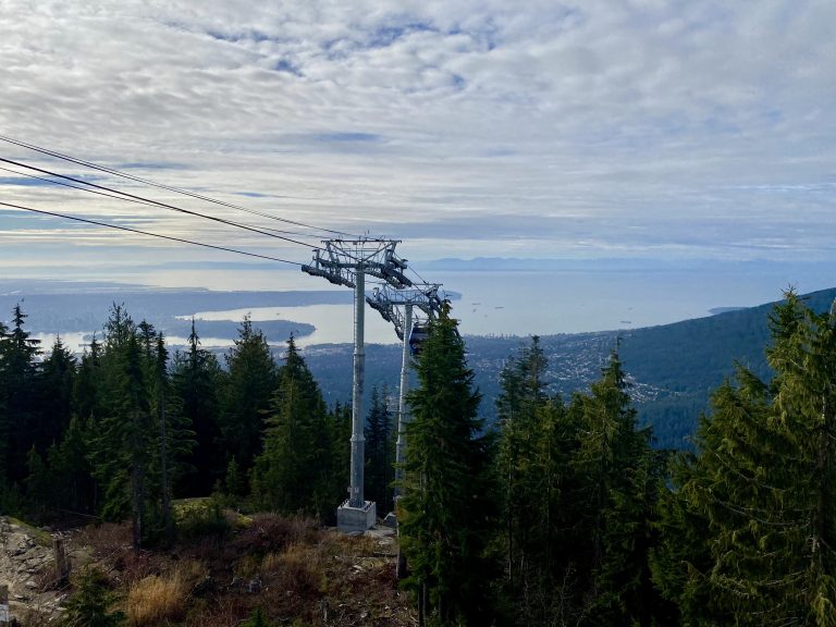 Grouse Grind Vancouver: Tips, Timing & Post-Hike Foodie Stops