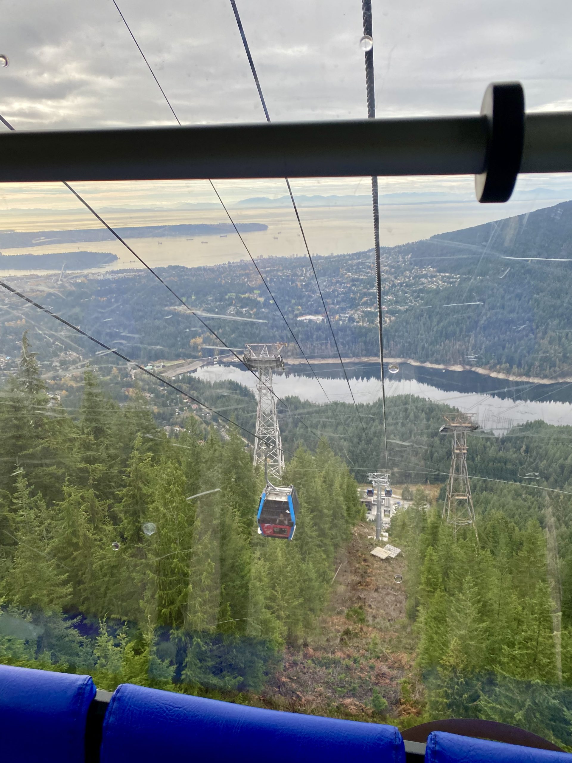 Grouse Grind Vancouver: Tips, Timing & Post-Hike Foodie Stops